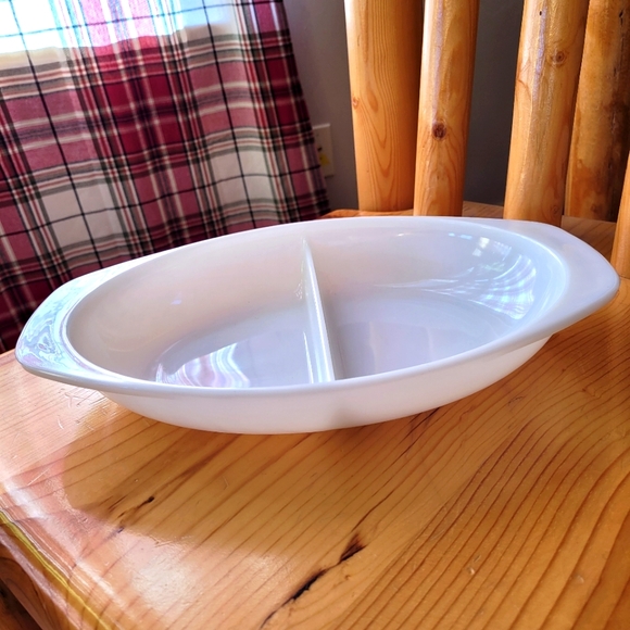 Pyrex | Kitchen | Vintage Pyrex Milk Glass Divided Casserole Dish ...